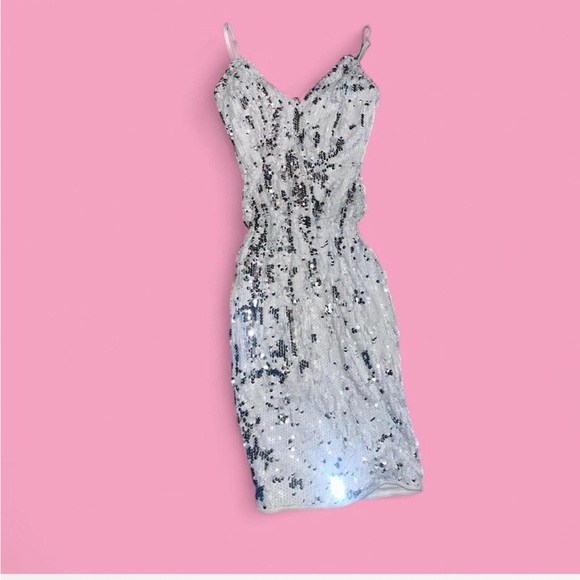 Hot Miami Styles | Dresses | Nwt Hot Miami Styles Silver Sequin Midi ...